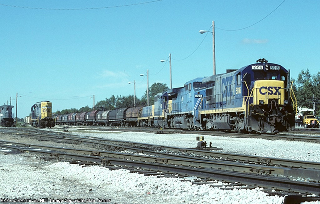 CSX B36-7 5916